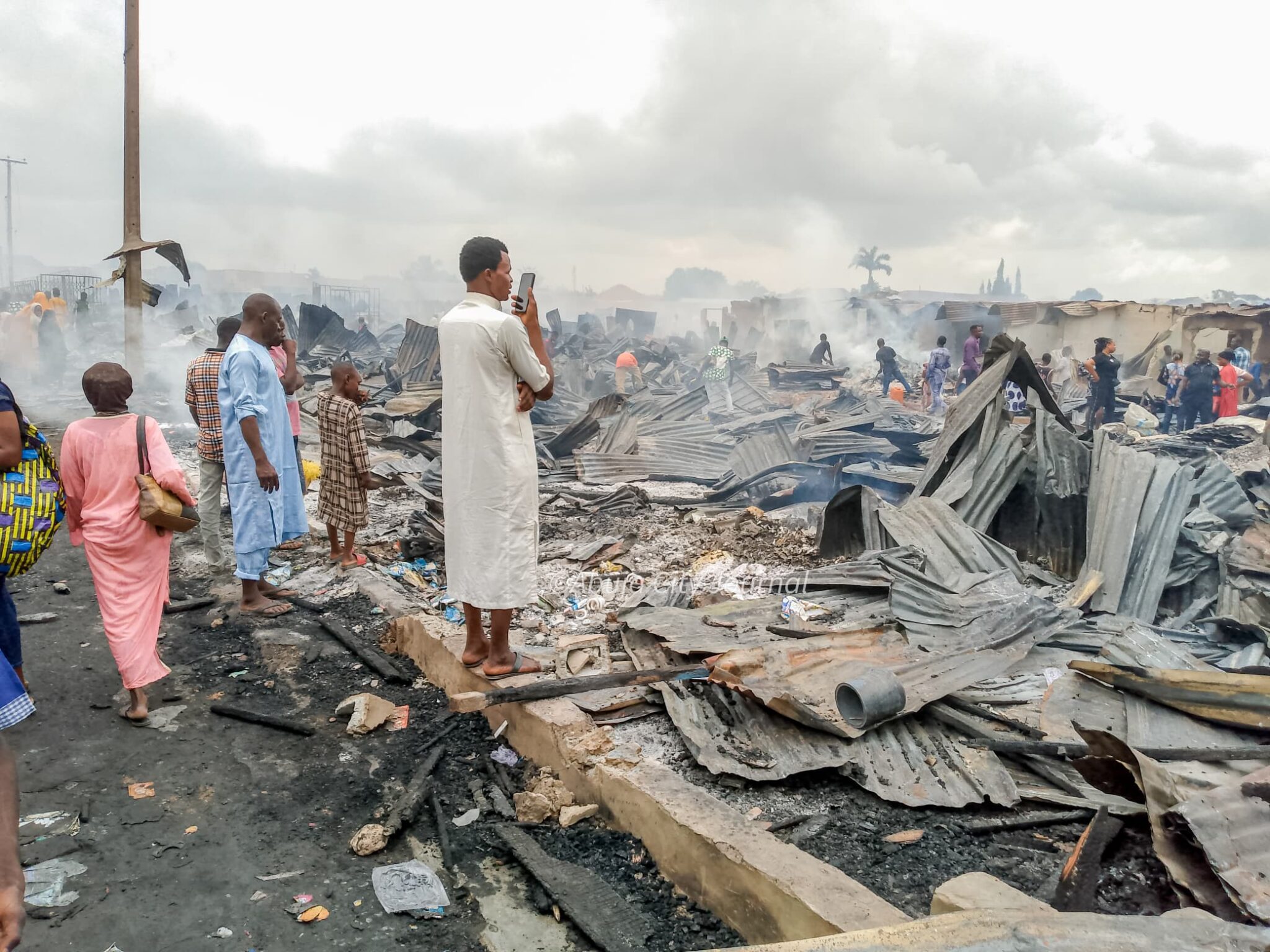 PHOTOS: Massive Fire Ravages Karu Market in Abuja, Causing Millions in ...